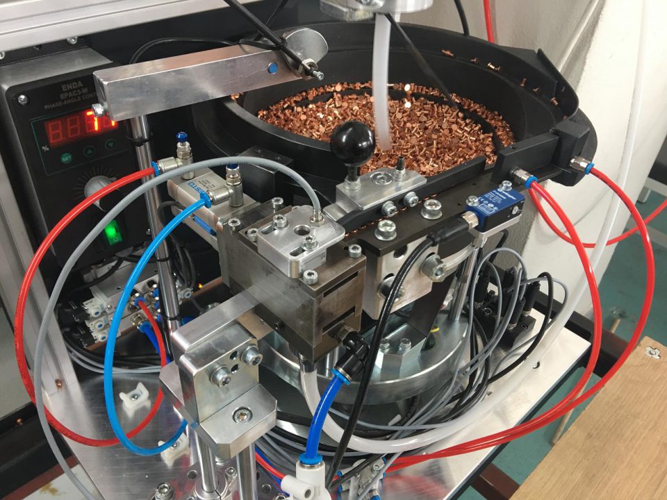 Nsfeeder Machine – Nute-Screw Feeder